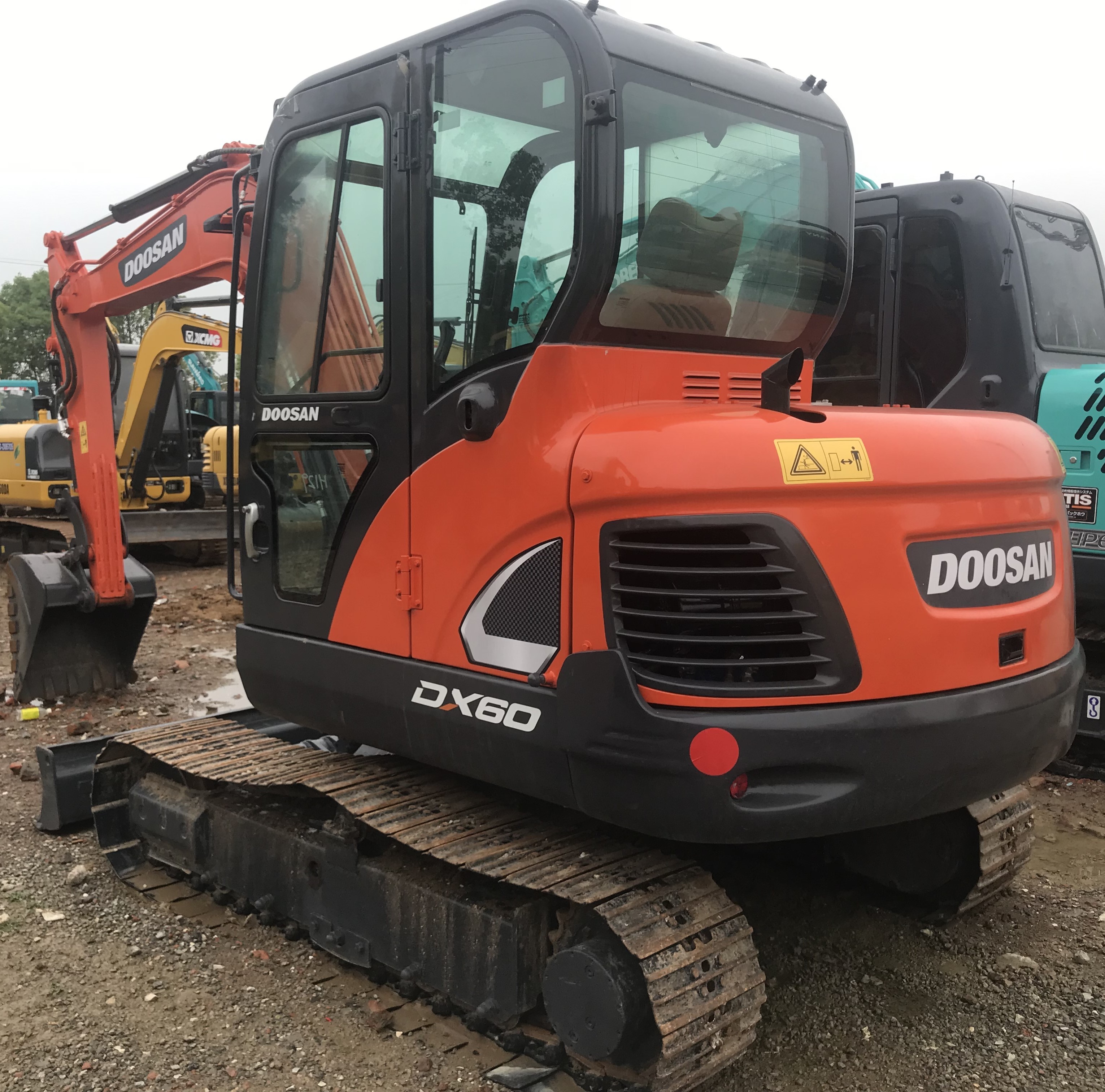 Hydraulic Drive Mode Crawler Type Doosan Excavator Unleash Your Efficiency