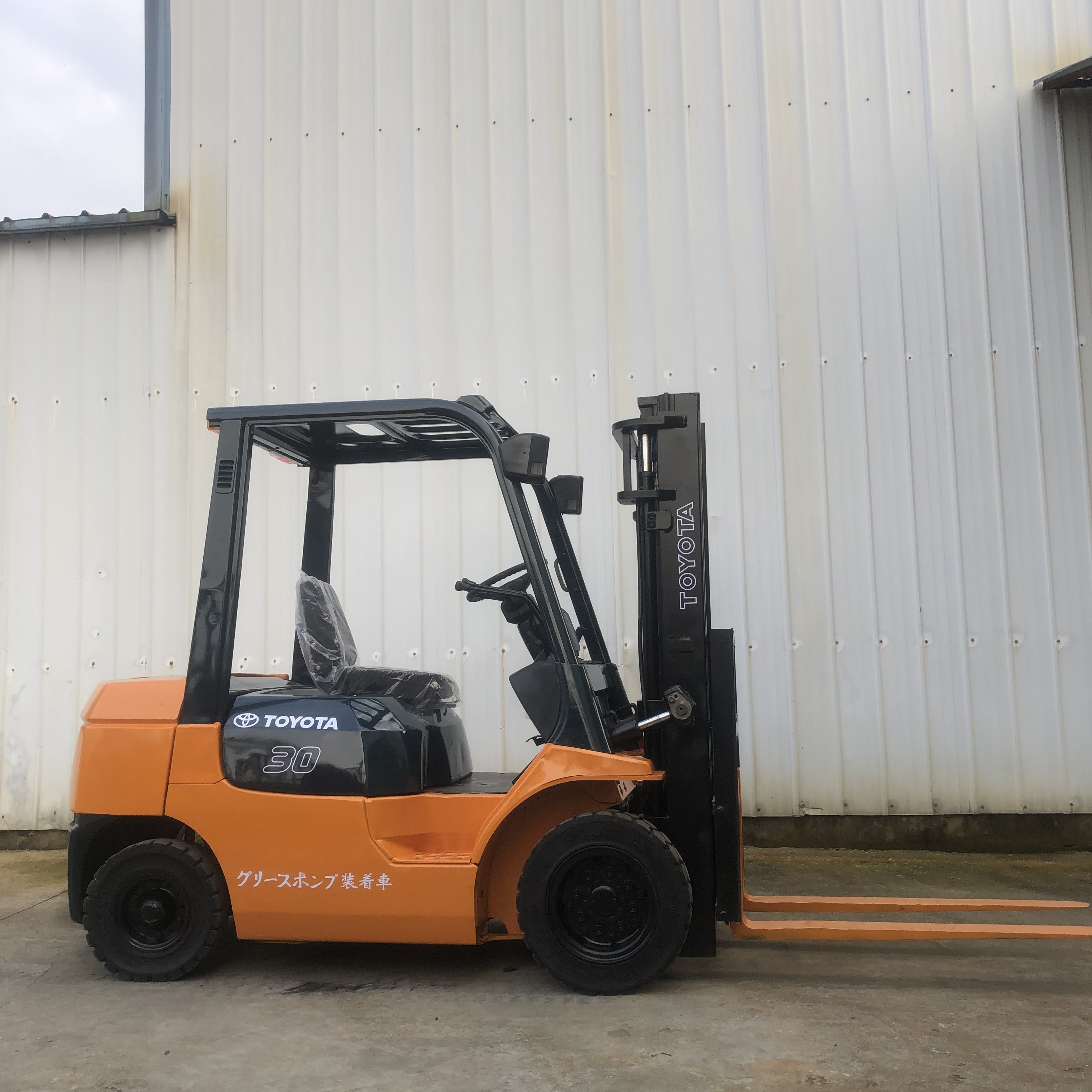 Toyota Diesel Forklift 3 Ton Loading Machine 3 Meters Standard Stage ...