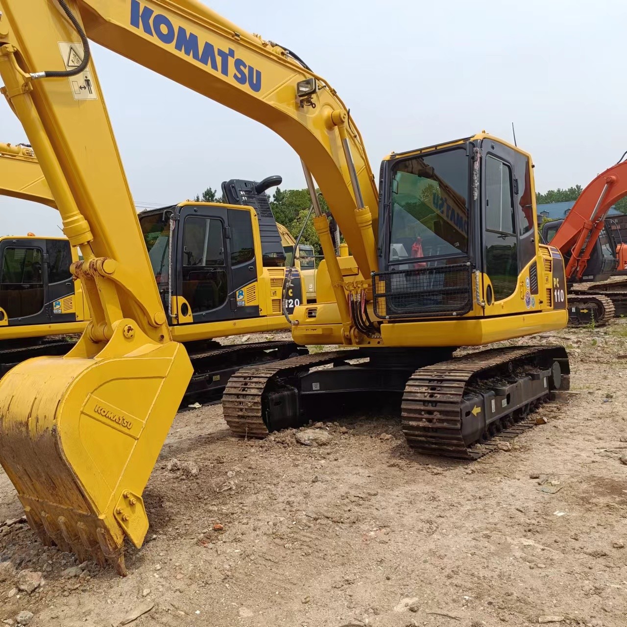 Komatsu PC110 8 Used Excavator Equipment In Good Condition With Less ...