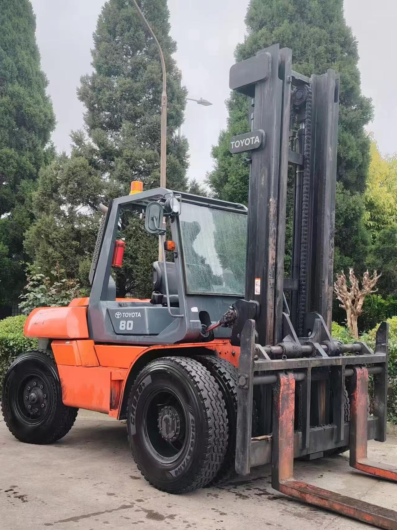 Used Toyota 80 Forklift 8 Tons 4 Meters Secondhand Diesel Lifting ...