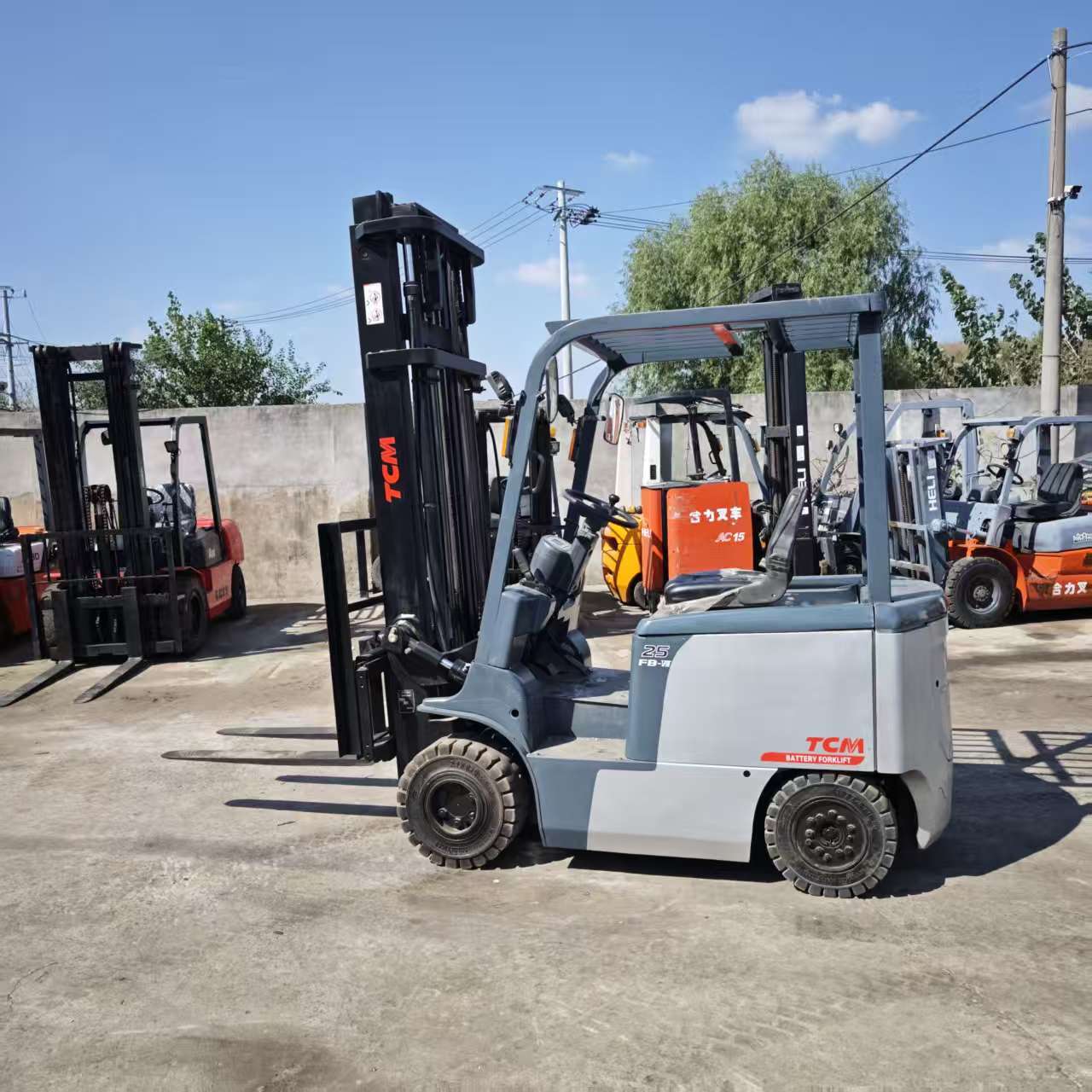 Used 3T TCM Diesel Forklift | 2022 Model | Low Hours